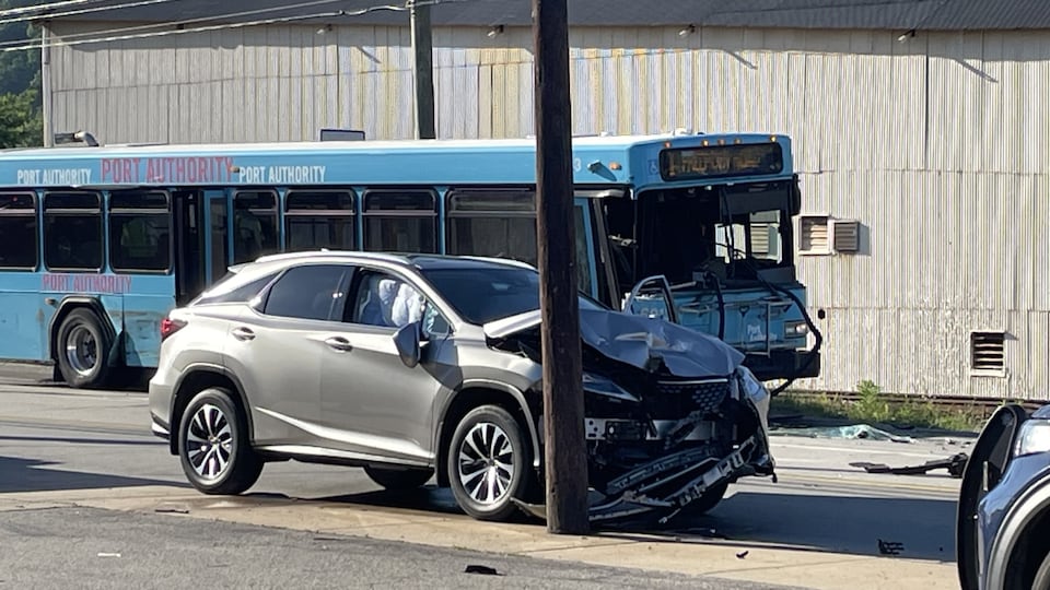 7 taken to hospital after multi-vehicle crash involving PRT bus in ...