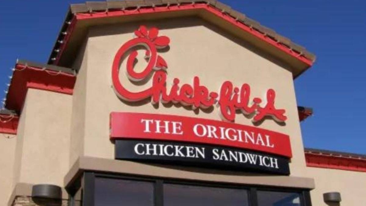 Chick-fil-A brings back a fan-favorite sandwich after 2 years. Could ...
