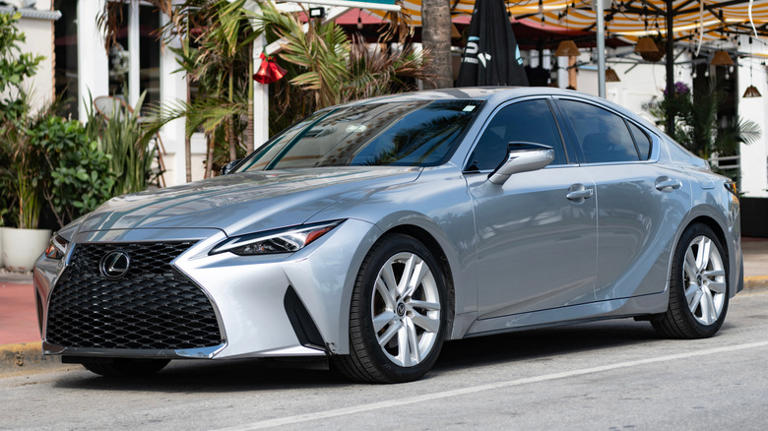 Why does Jerry Seinfeld hate Lexus cars?