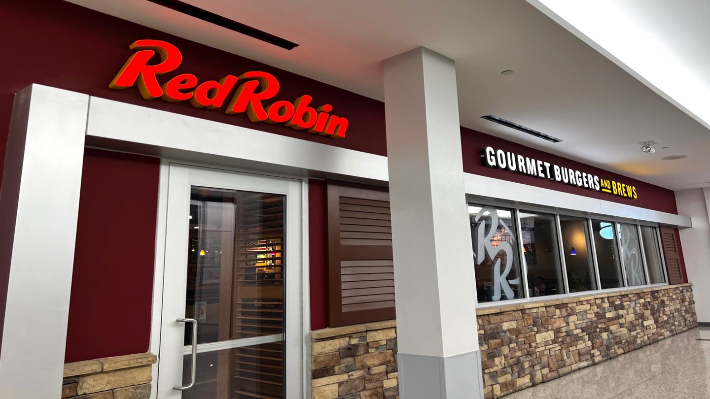 Red Robin agreed to divest 30 restaurants to Evergreen Dining