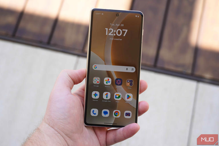 I found Android's hidden gesture customization and it's surprisingly ...