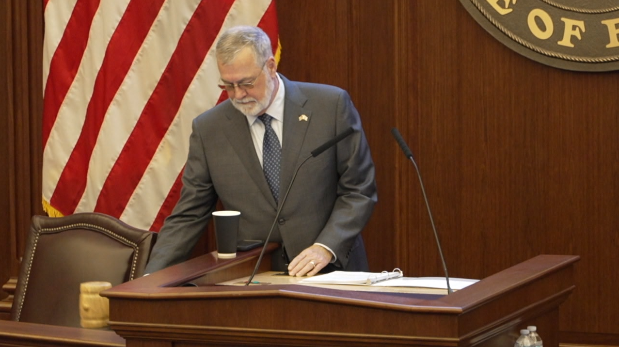 Florida lawmakers pass $114.5B budget after months of overtime work
