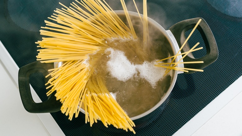 20 hacks for making pasta you need to know