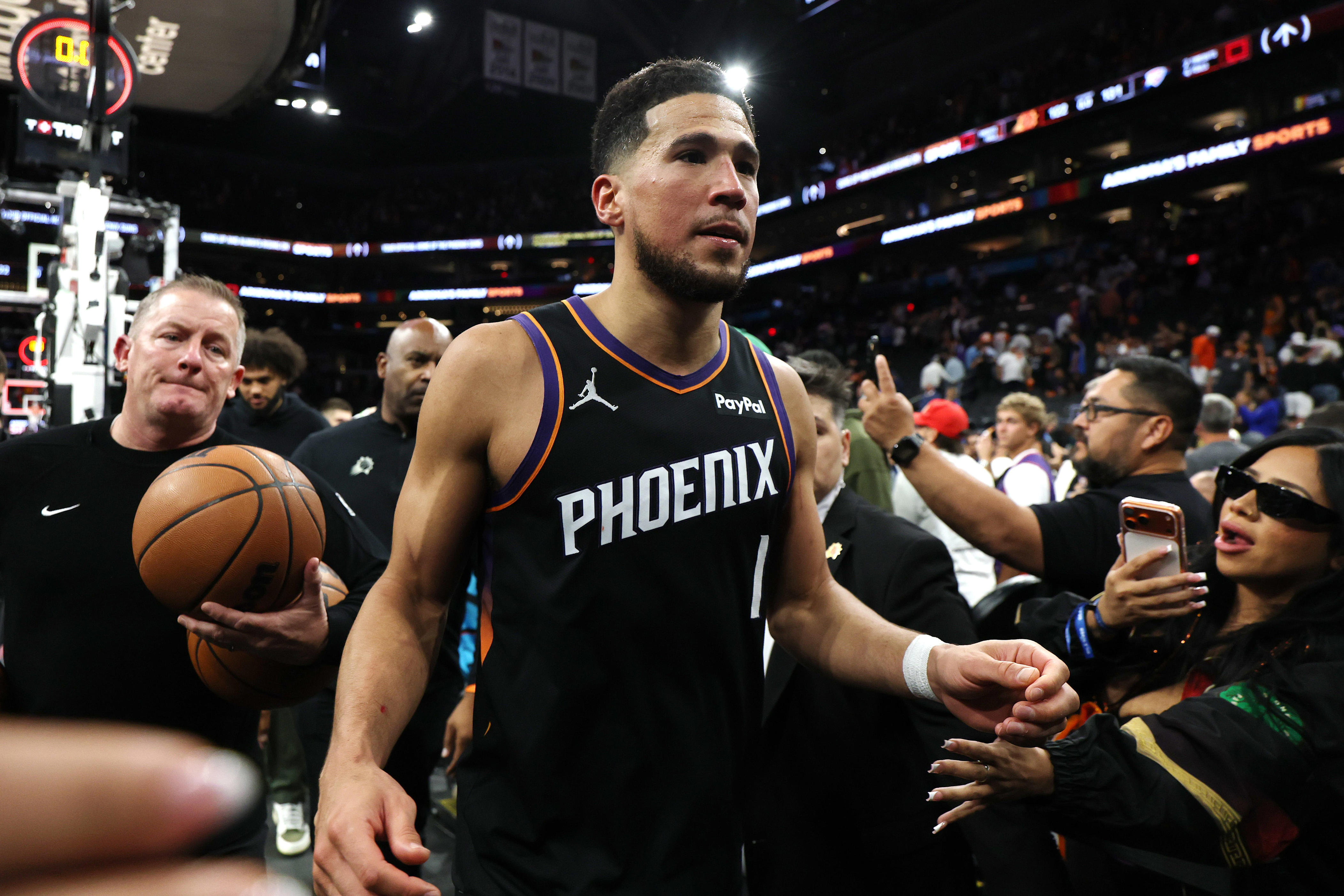Suns' Devin Booker gifts Nike shoes at McDonald's drive-thru window
