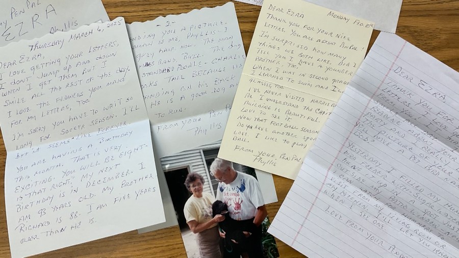 McKean Elementary students meet their Springhill Senior Living pen pals