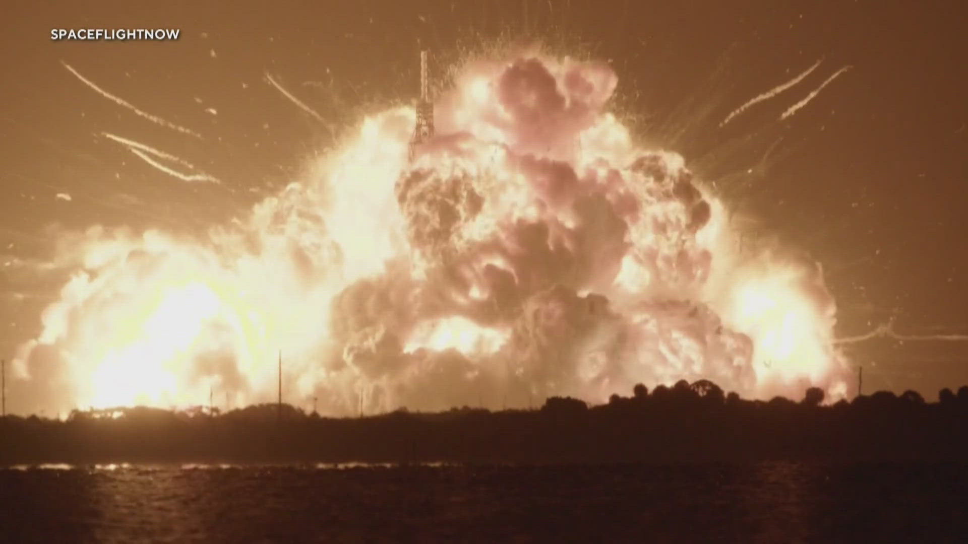 Blue Origin's New Glenn rocket explodes during prelaunch engine test in ...