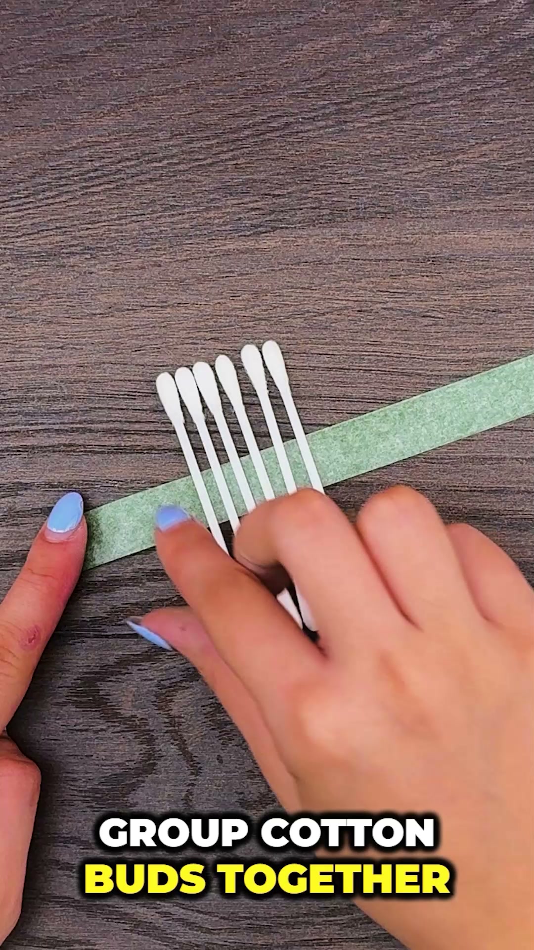 Colorful cotton buds rainbow art project! 🌈🖌️