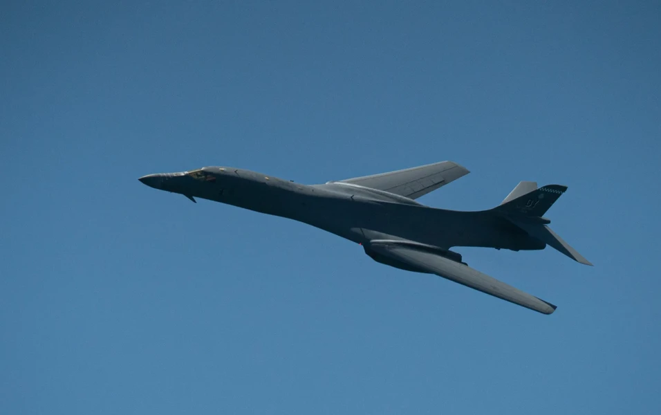 B-1B moves closer to hypersonic missile capability with new pylon design