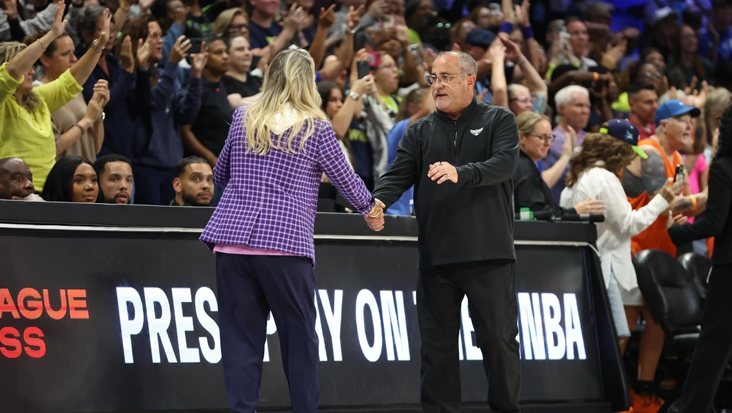 Hammon blasts WNBA officiating after Aces' loss to Wings