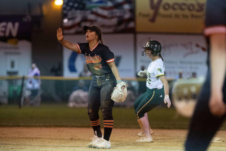 Northampton softball answers Emmaus comeback attempt, secures D-11 gold ...