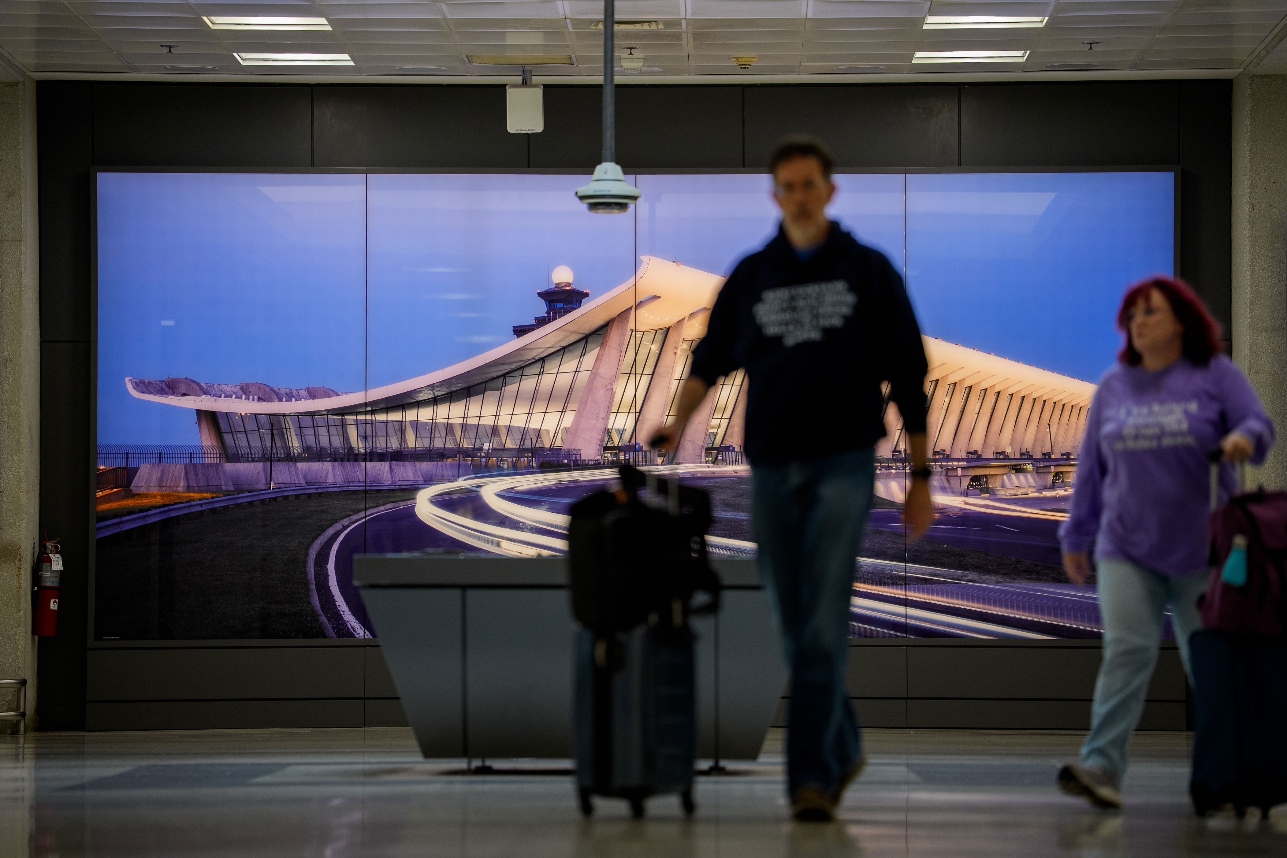 Pregnant woman, child detained at Dulles Airport to be deported to Ghana