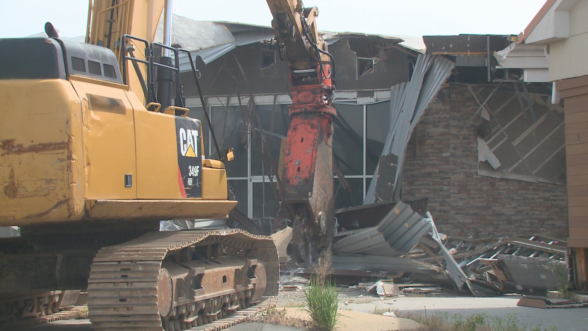 Demolition begins at long-standing Heart of St. Charles Banquet Center