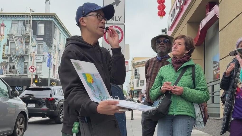 Librarian turns walk through San Francisco's North Beach, Chinatown ...