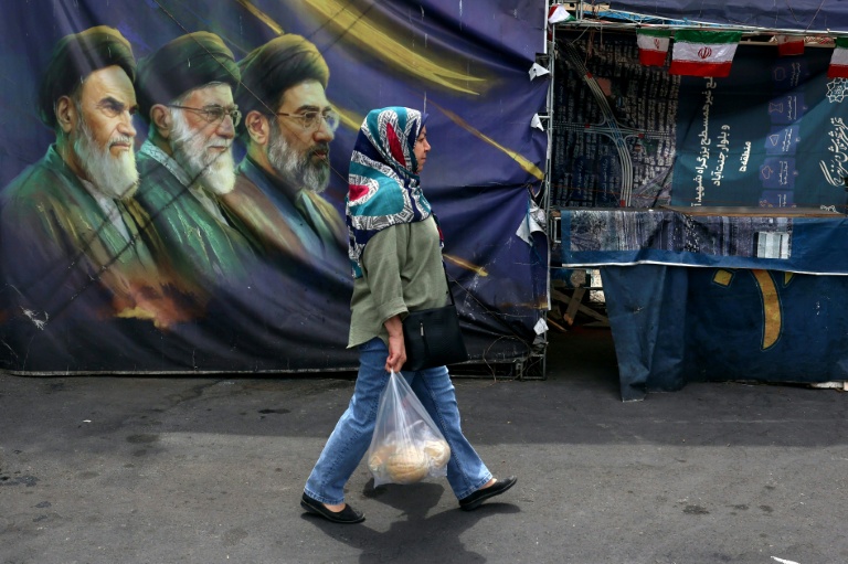 Trump insists on red lines as Iran deal remains elusive
