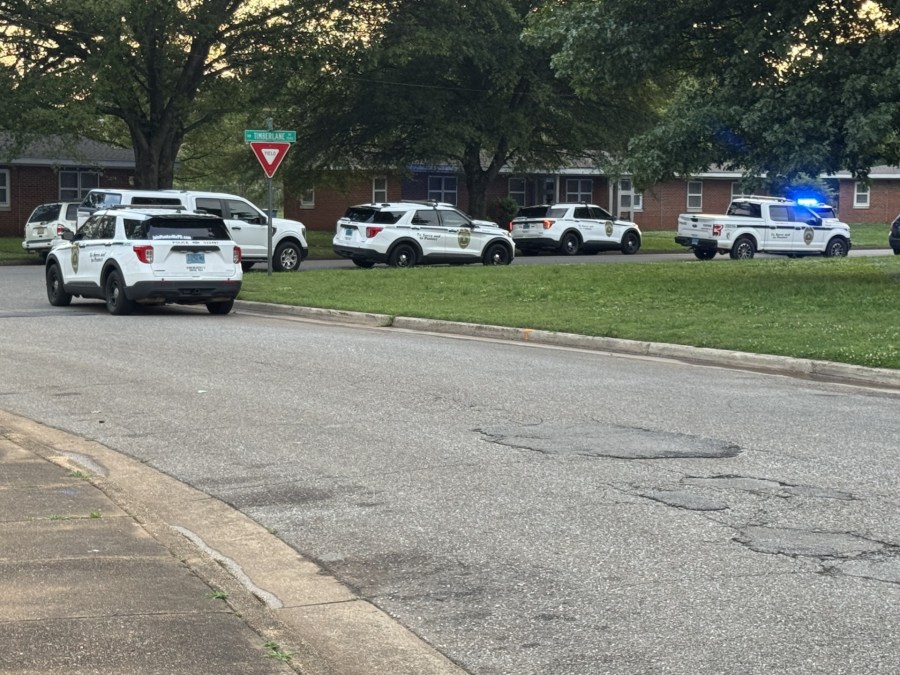 One injured after shooting in Huntsville
