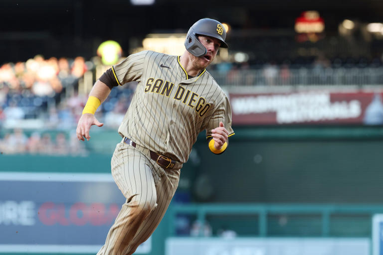 Merrill hits a two-run homer in the 7th inning to give the Padres a 7-5 ...