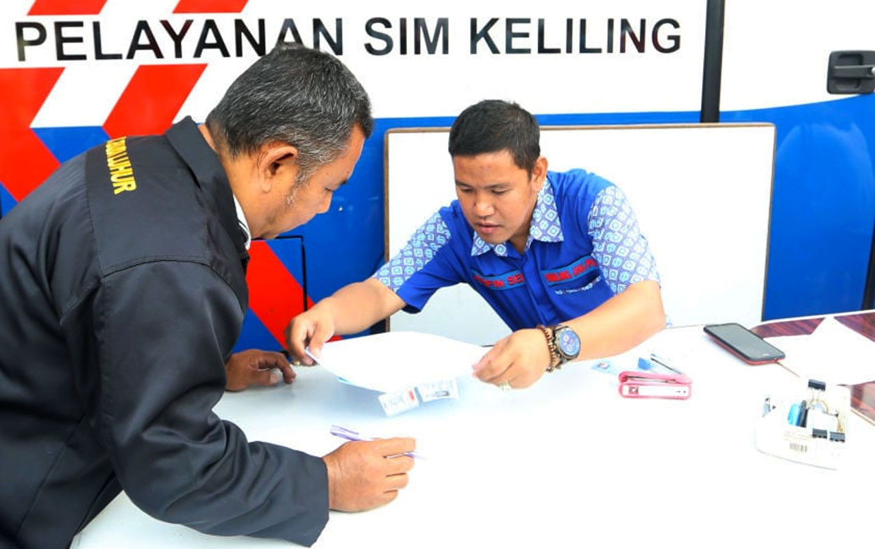 SIM keliling di Jakarta hari ini beroperasi hingga jam 14.00, nih lokasinya