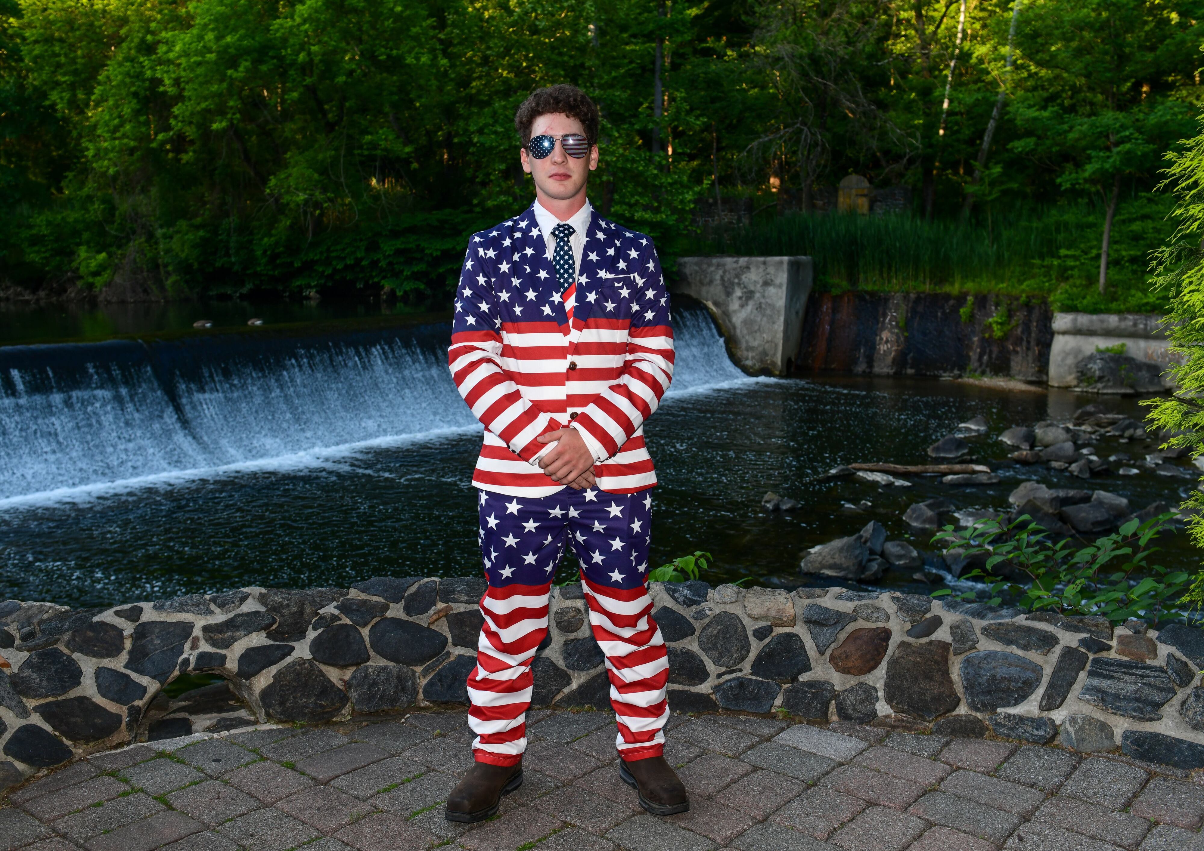 Salem High School prom 2026 (94 photos)