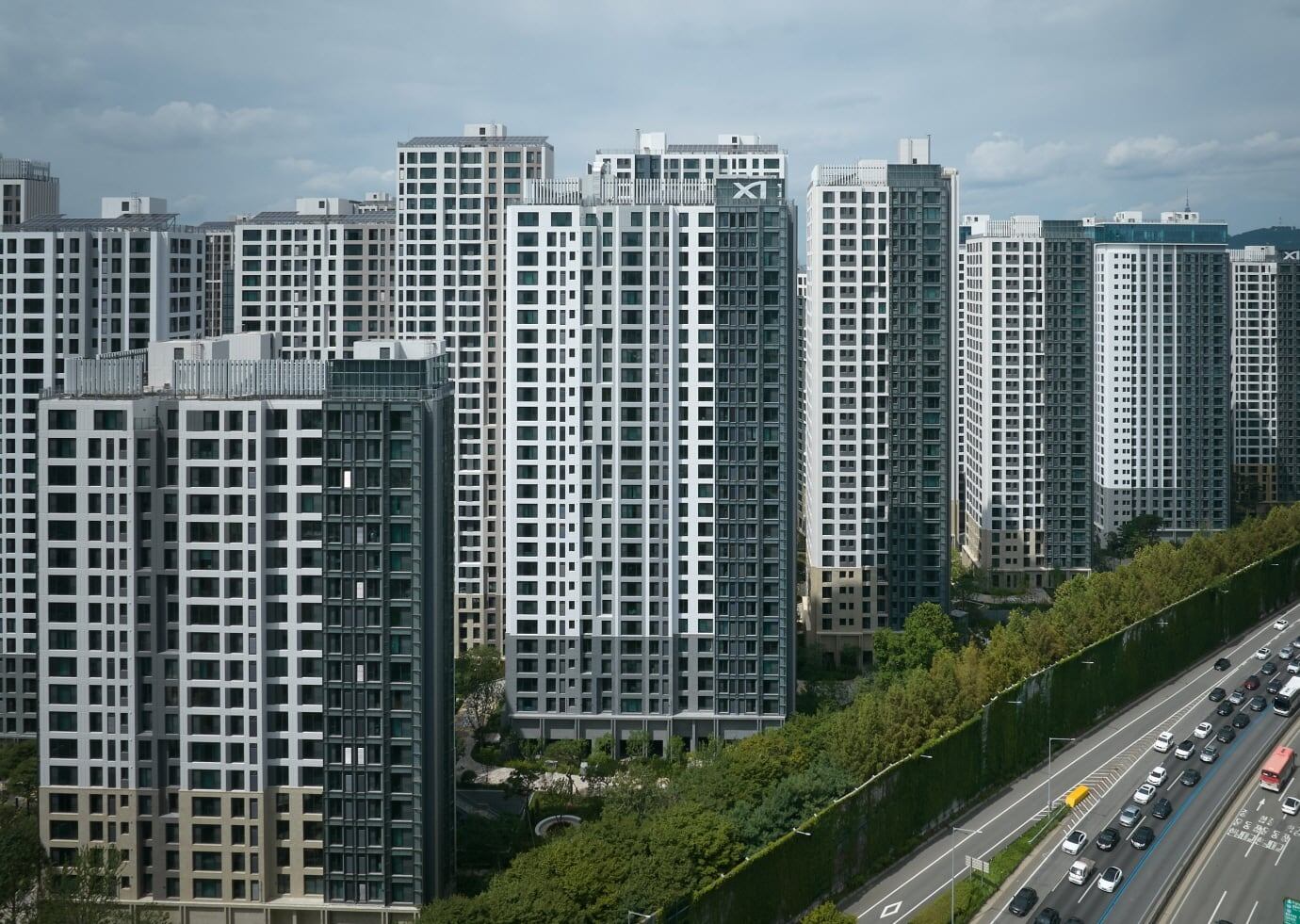 Maple Jai traded 2.3B won over subscription