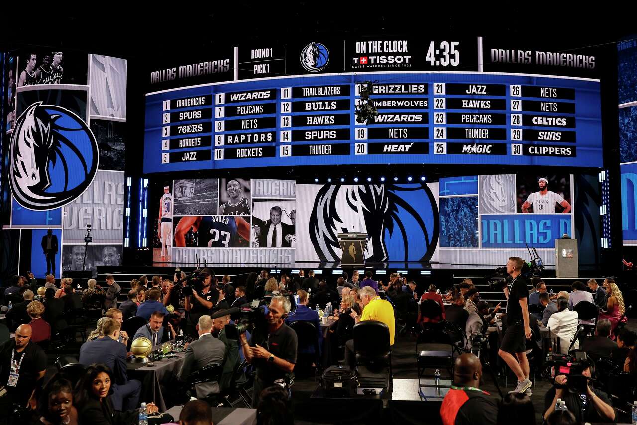Mike Schmitz using deep draft IQ to find Mavericks a difference maker ...