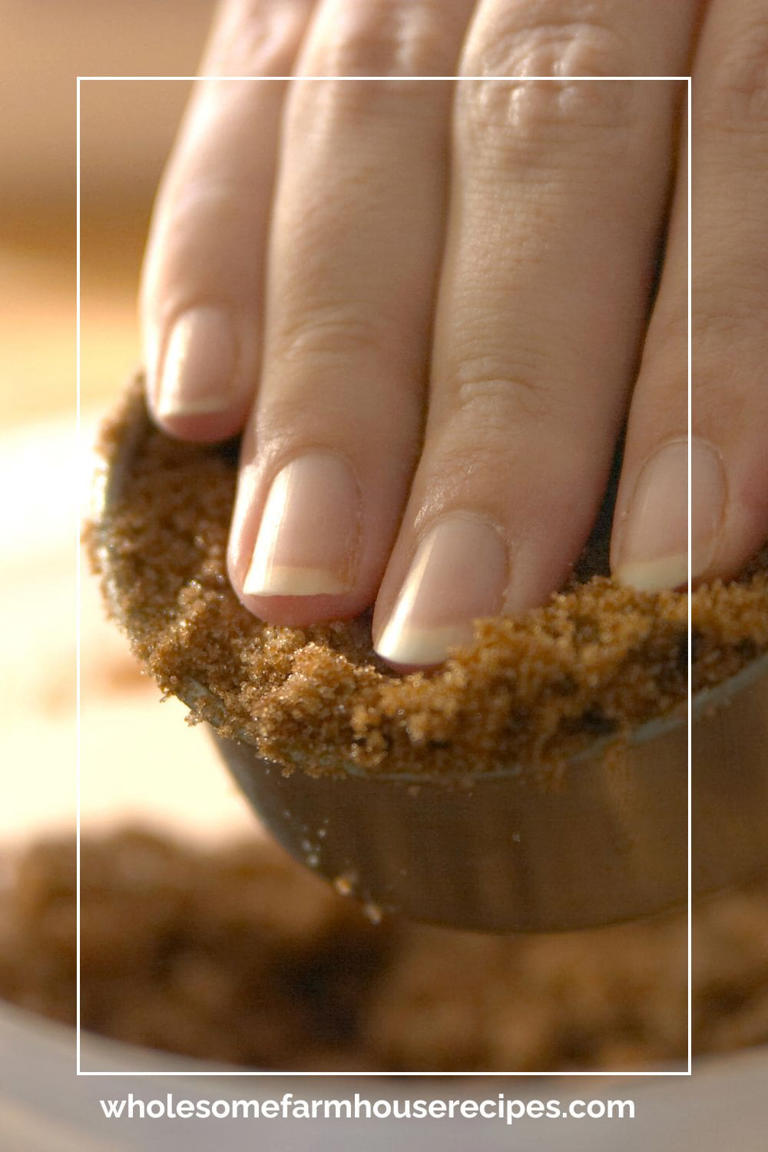 How to measure flour, sugar, and liquids correctly