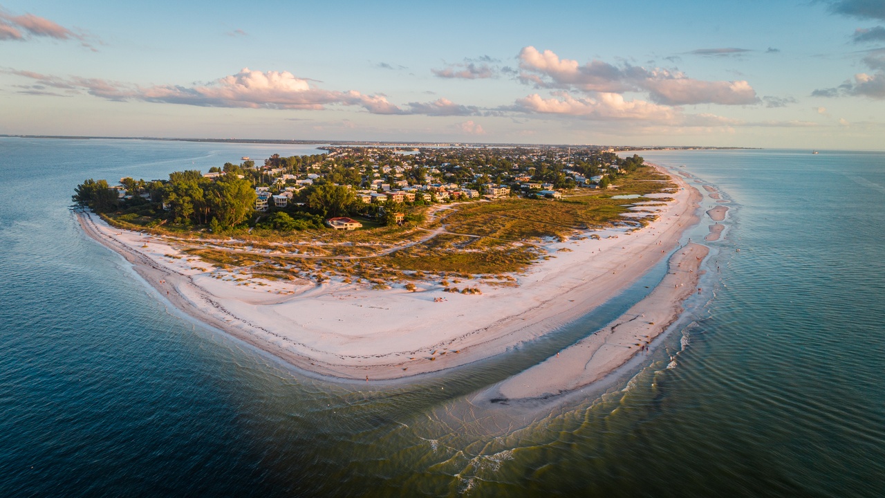 No high-rises, no chains, no rush? This Florida Gulf island does things ...