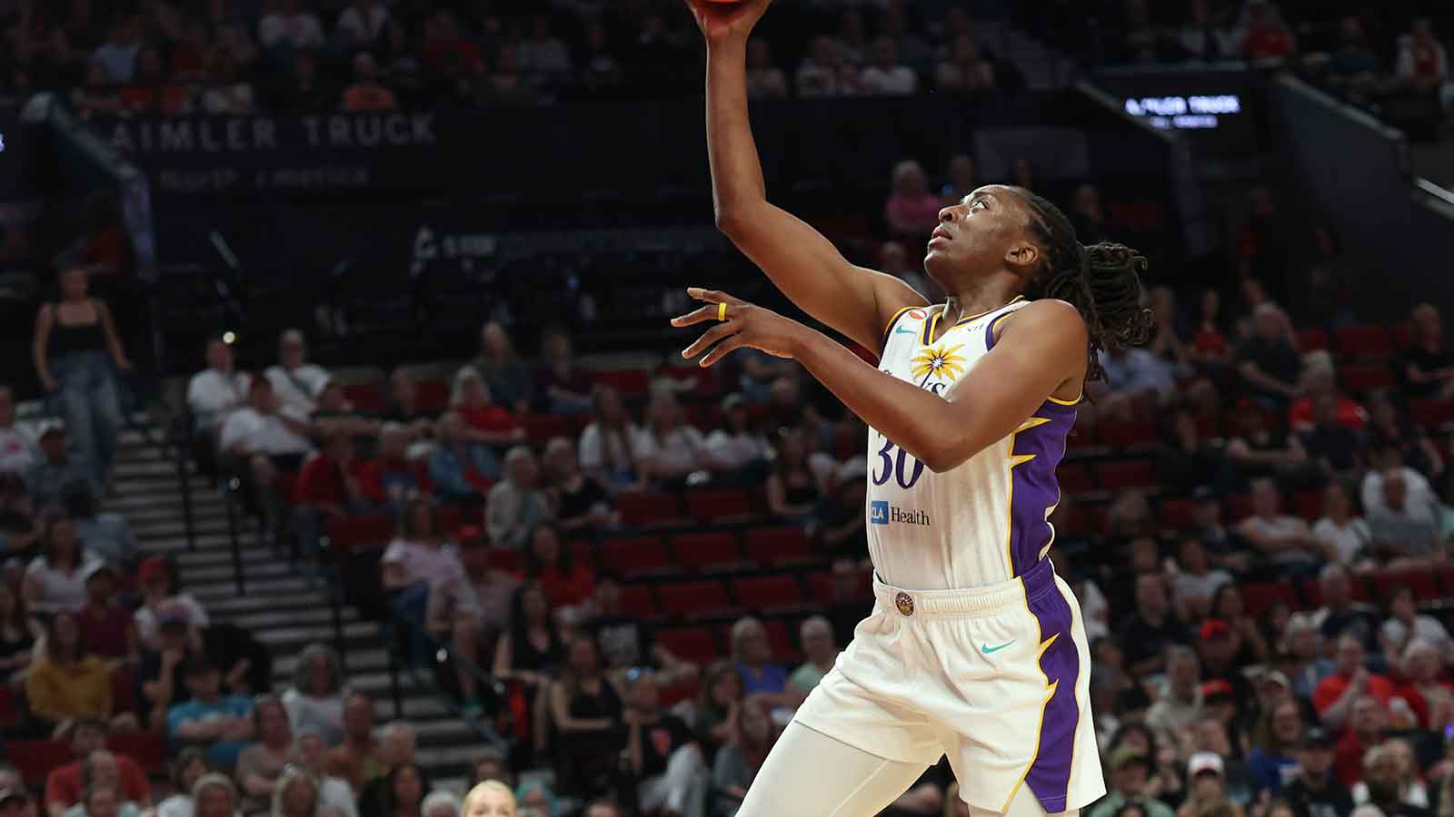 Nneka Ogwumike’s ‘ultimate’ reaction passing Lisa Leslie in franchise ...