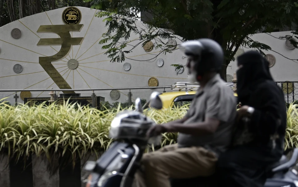 Bonds challenge property as route to ₹40,000 monthly income