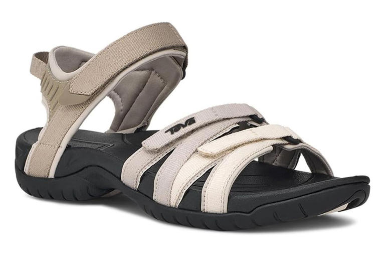 A shopper walked 15 miles in these $65 Teva sandals on their Hawaiian ...