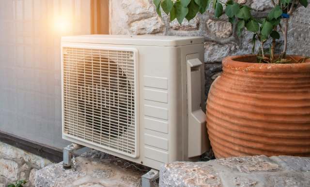 Heat pumps can cool your home like AC for less money, as heat waves ...