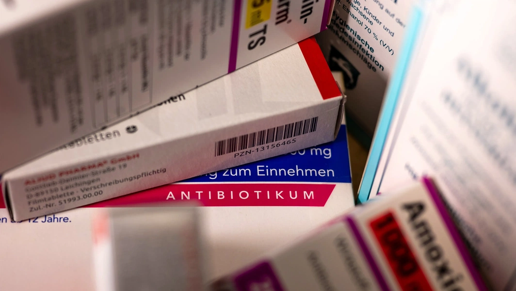 Azithromycin decoded for everyday health choices