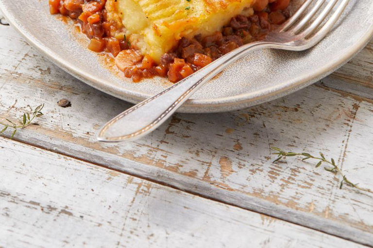 Cottage pie will be tastier and richer when you add 1 simple ingredient ...