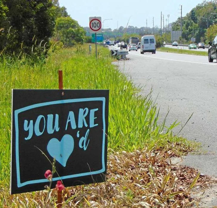 15 real acts of kindness that remind us compassion still lights up ...