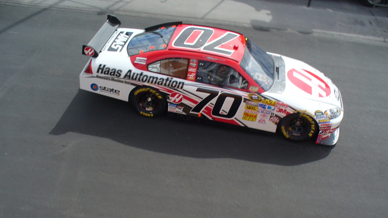 8 racing teams that earned respect through pure grit