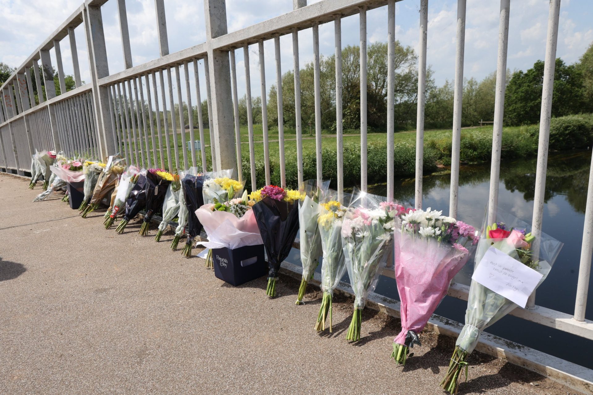 Police step up water patrols after heatwave deaths