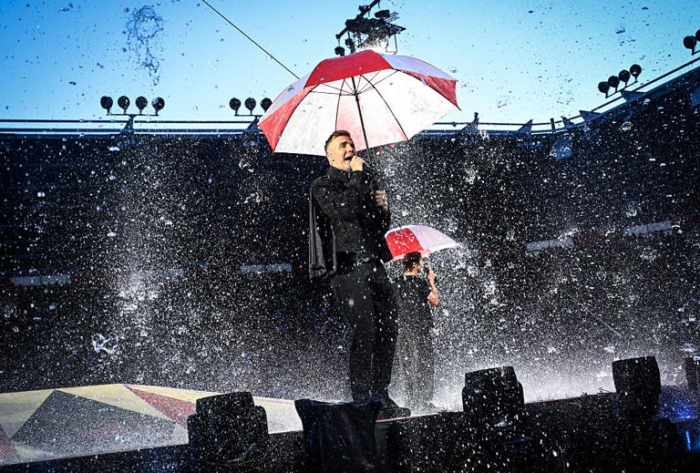 17 pictures which show how Take That wowed the crowds with another epic ...