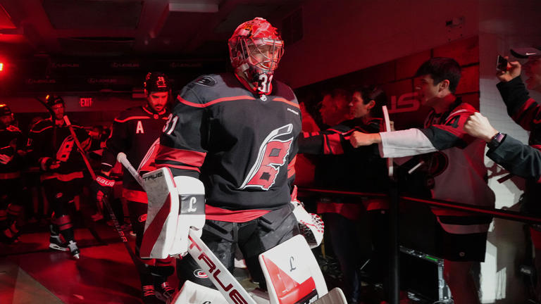 Inside the Hurricanes’ 'Tarps Off' prompt that changed Stanley Cup ...