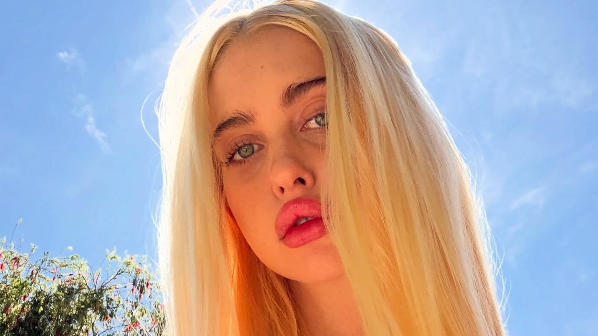 This American actress from Euphoria responds to criticism about her face