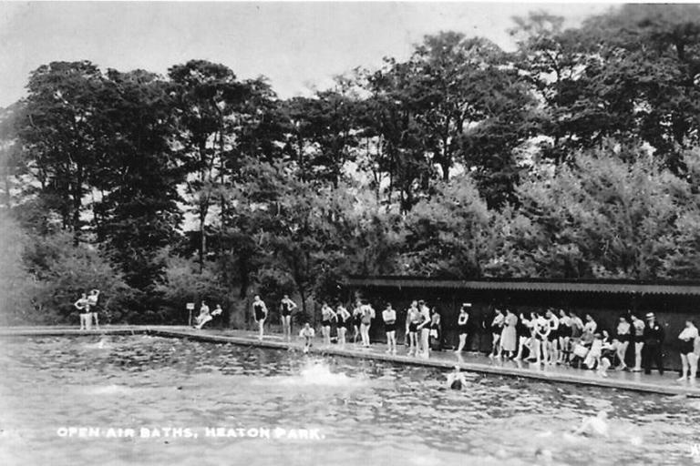 The lost open-air pools people in Greater Manchester once had on their ...