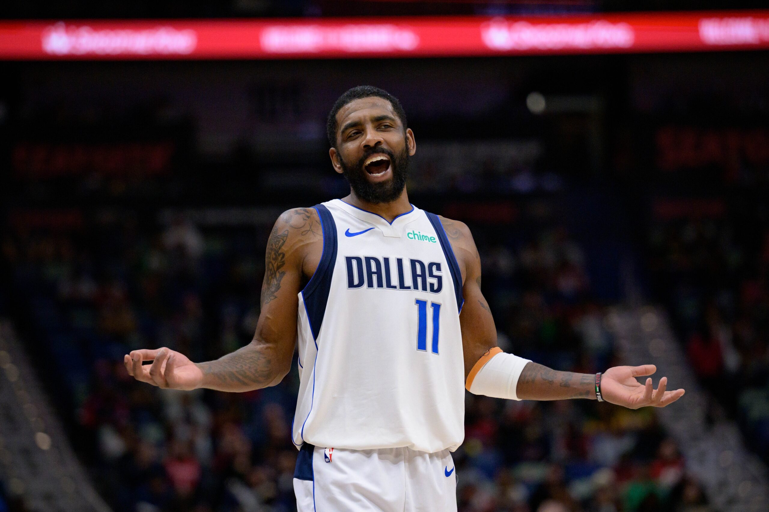 JR Smith reveals Kyrie Irving has reached out to 2016 Cavaliers after ...