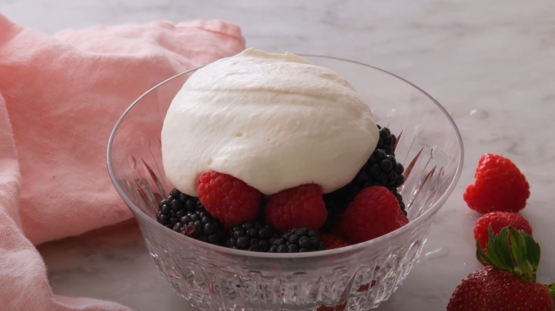 Soft, medium, and stiff peaks are not the same when it comes to whipped ...