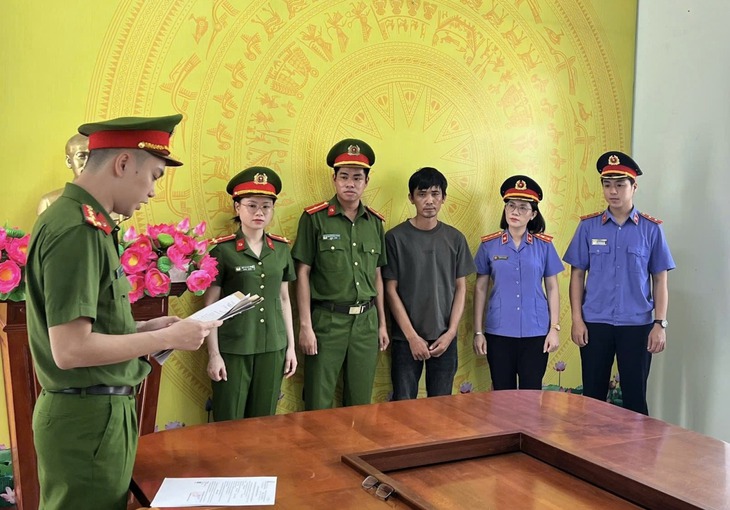 Tung tin được tặng đất rồi làm giả sổ đỏ bán hơn nửa tỉ