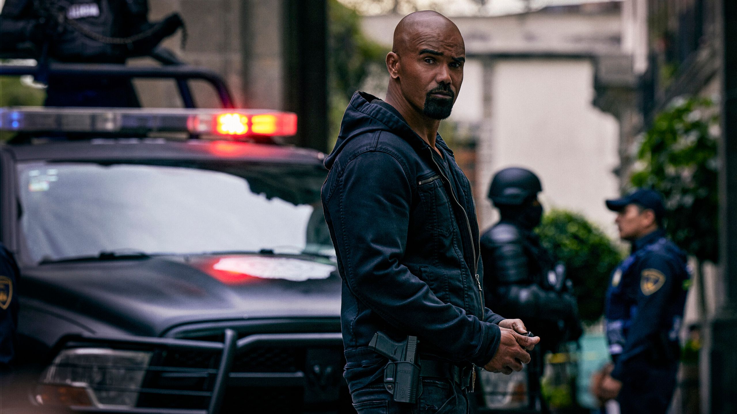 Why SWAT was cancelled by CBS (3 different times)