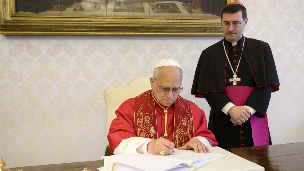Pope Leo XIV urges world to 'disarm' artificial intelligence