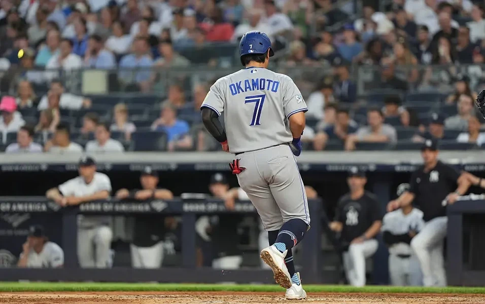 Okamoto’s clutch homer fuels Blue Jays’ comeback to .500