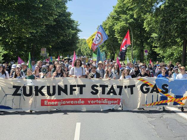 Groß-Demo in Hamm live: Wohl doch deutlich mehr Teilnehmer – Stream und ...