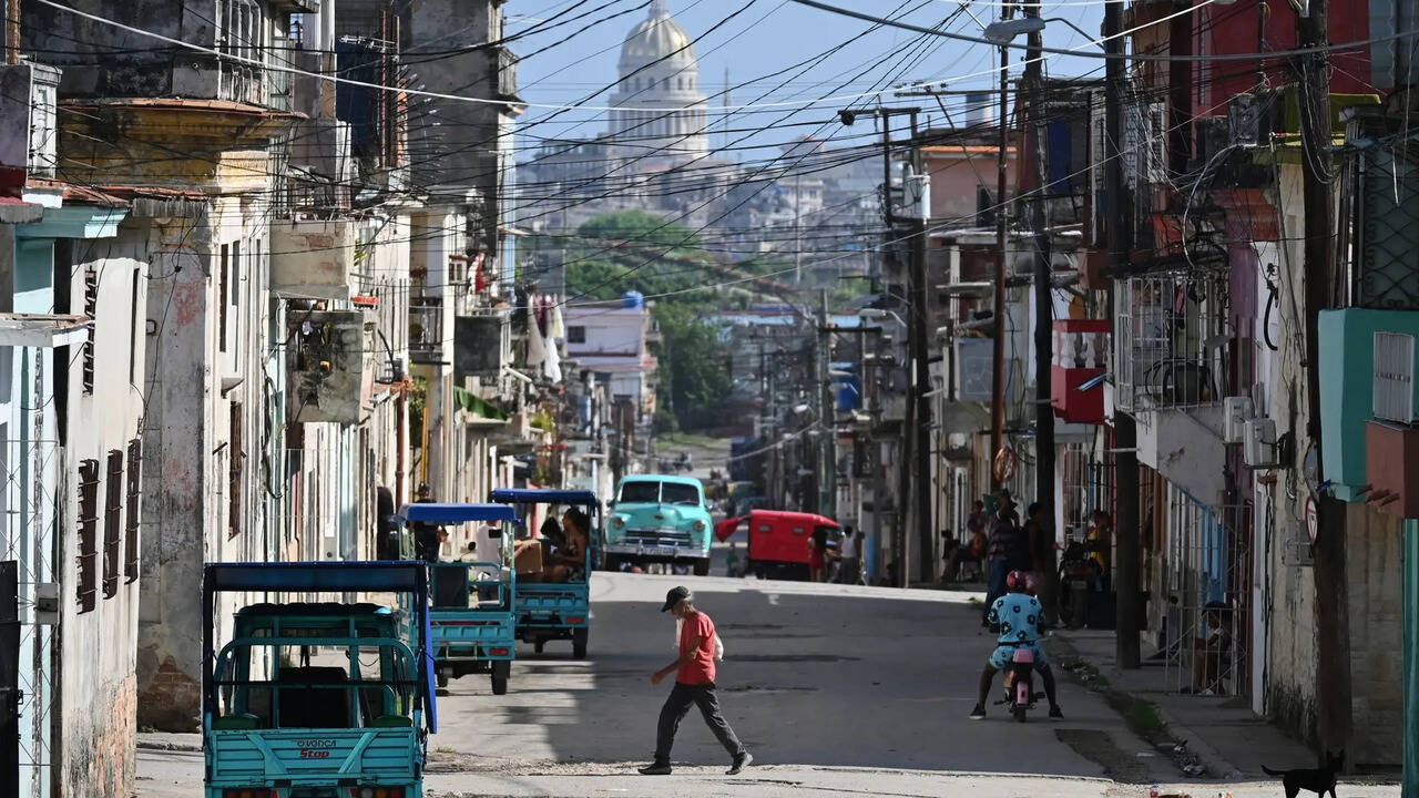 US commander engages with Cuban military officials amid rising tensions
