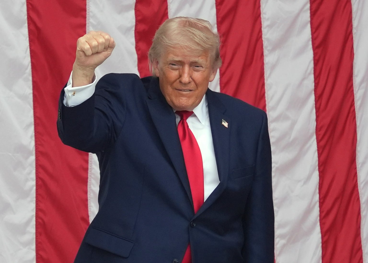 Trump’s doctor says president is in 'excellent health' and 'fully fit ...