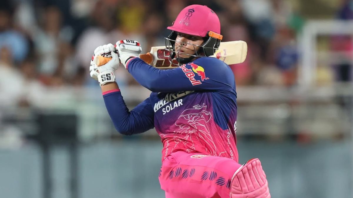 3 batters with the most runs scored through boundaries in a single IPL ...