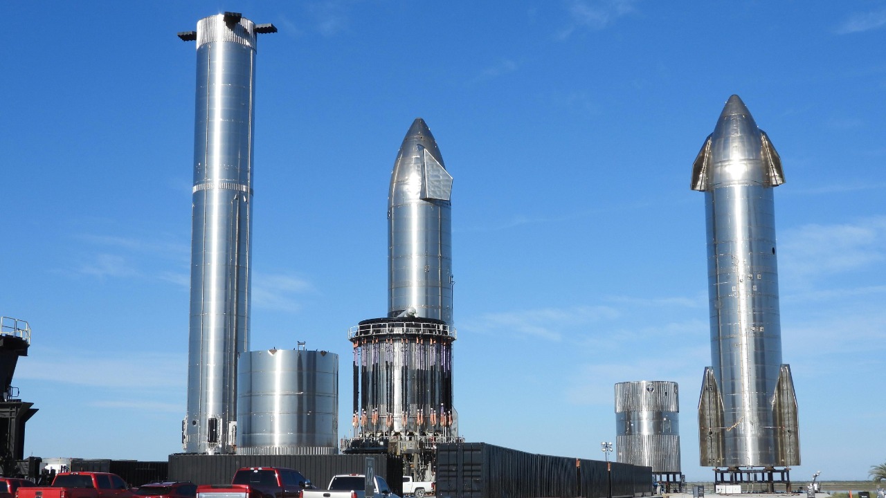 The FAA just grounded SpaceX’s Starship V3 after last week’s booster ...